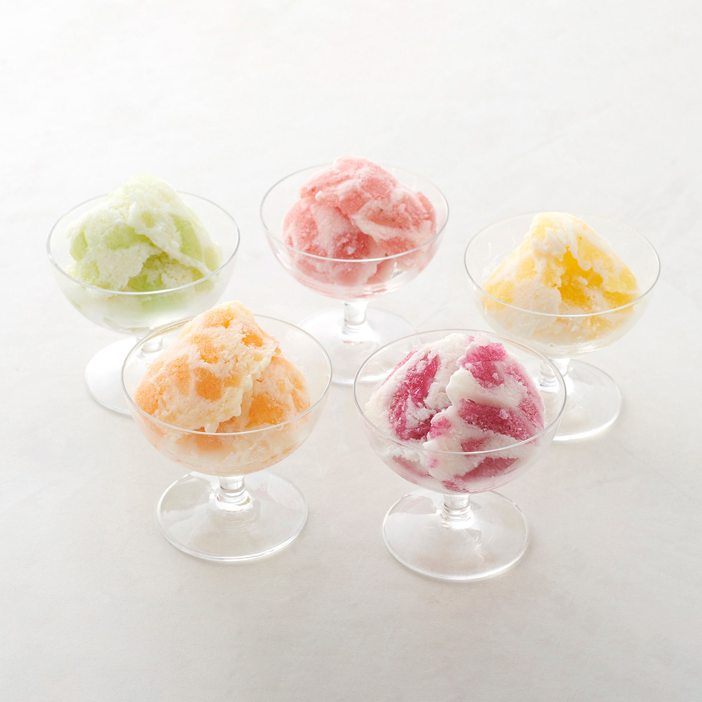 【常温で保存可能！凍らせて食べるアイス】国産フルーツ入りアイスデザート6個セット | Hitotoe（ヒトトエ）のプレゼント・ギフト通販 | TANP（タンプ）